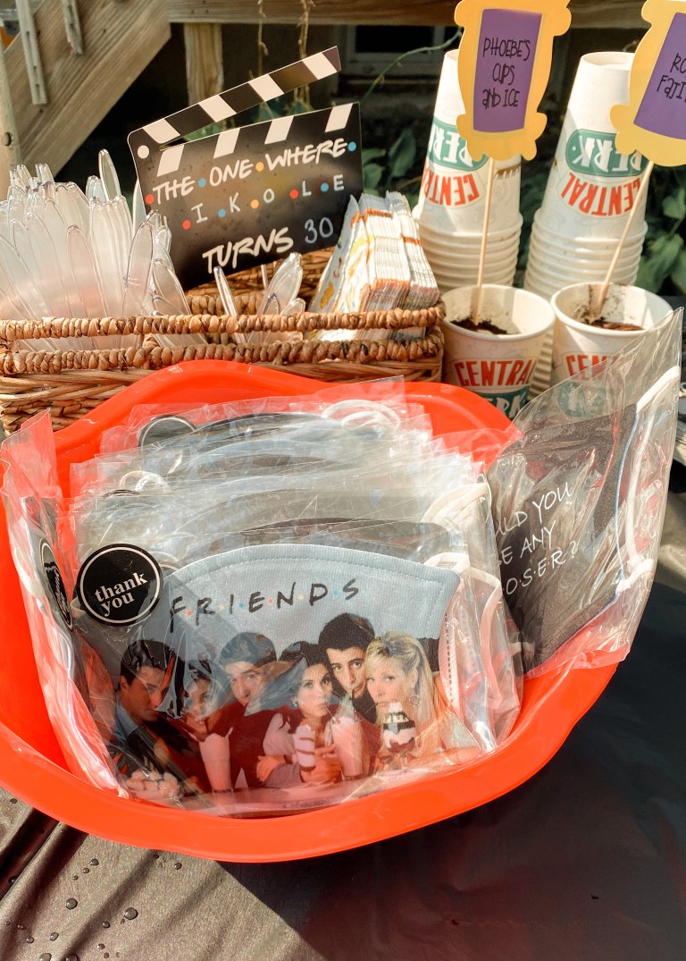 How to throw the BEST ‘FRIENDS’ Themed Party